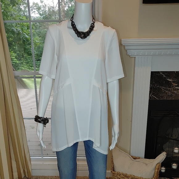 Twinkle by Wenlan | Tops | Twinkle By Wenlen Flowy Cutout Top 4 | Poshmark